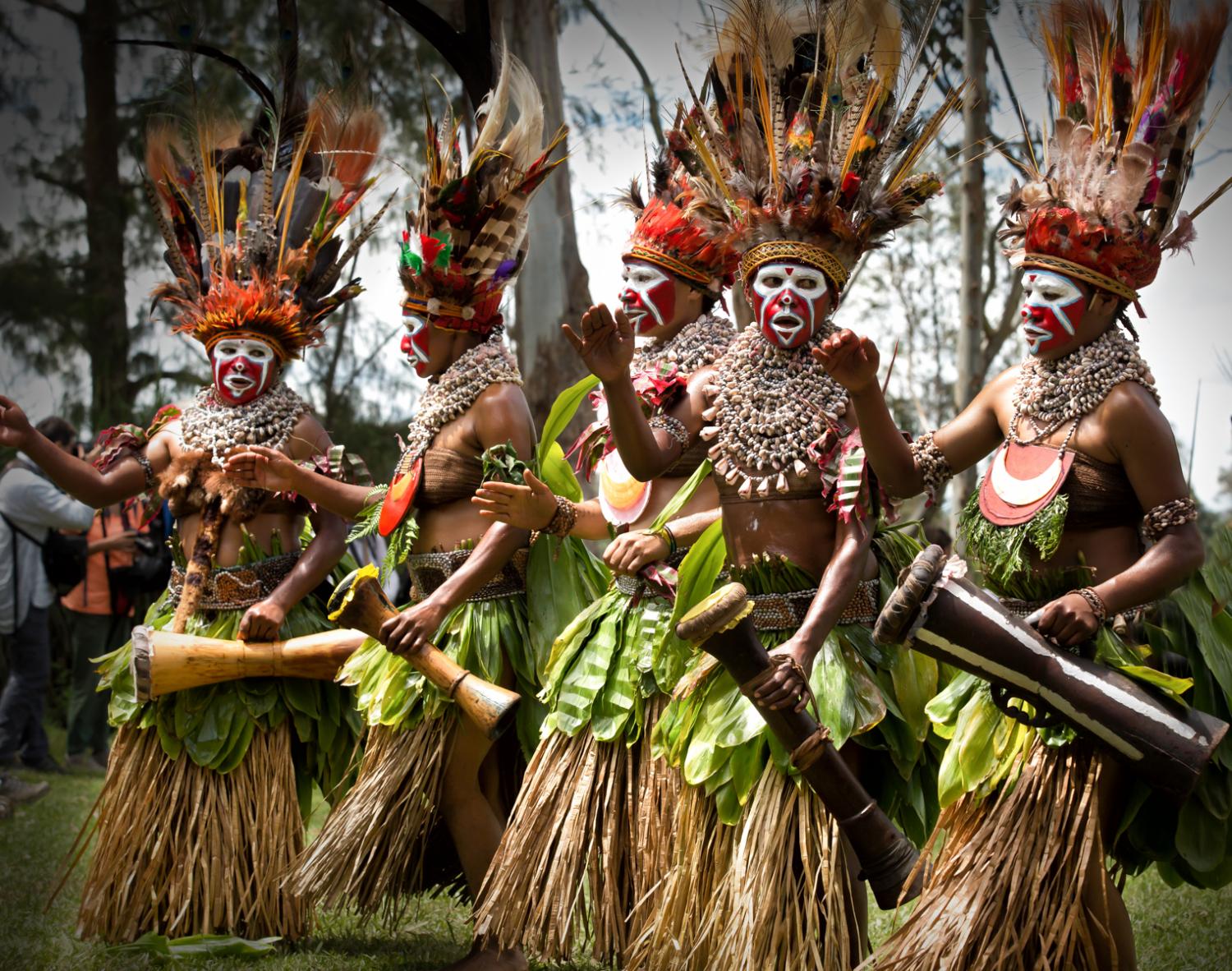 Papua New Guinea | Sing-Sings of Papua New Guinea - Celebrating the ...